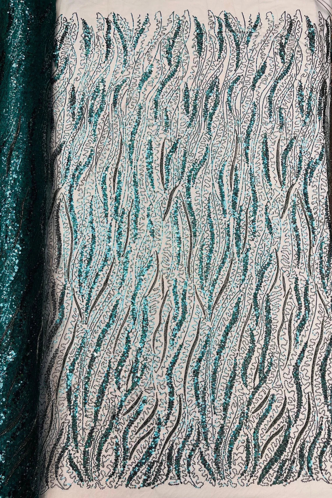 Wavy Leaf Lines Fabric - Hunter Green - Beaded Sequins Leaf Pattern Em