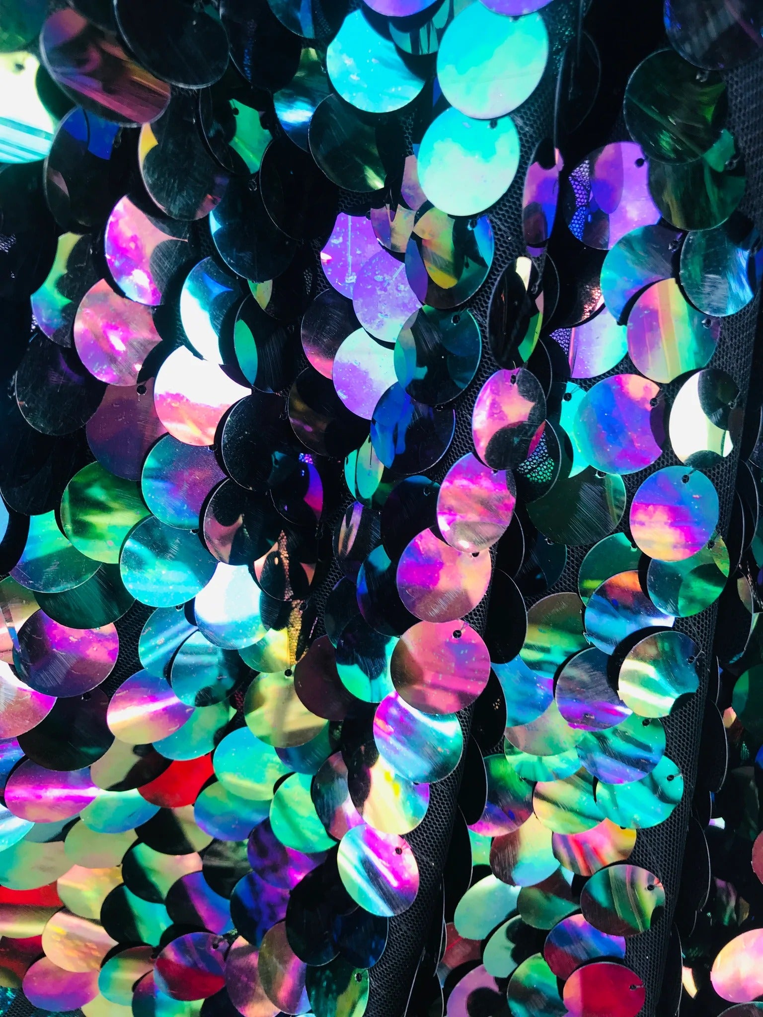 Jumbo Paillette Sequins - Black Iridescent - Big Circle Hanging Sequin